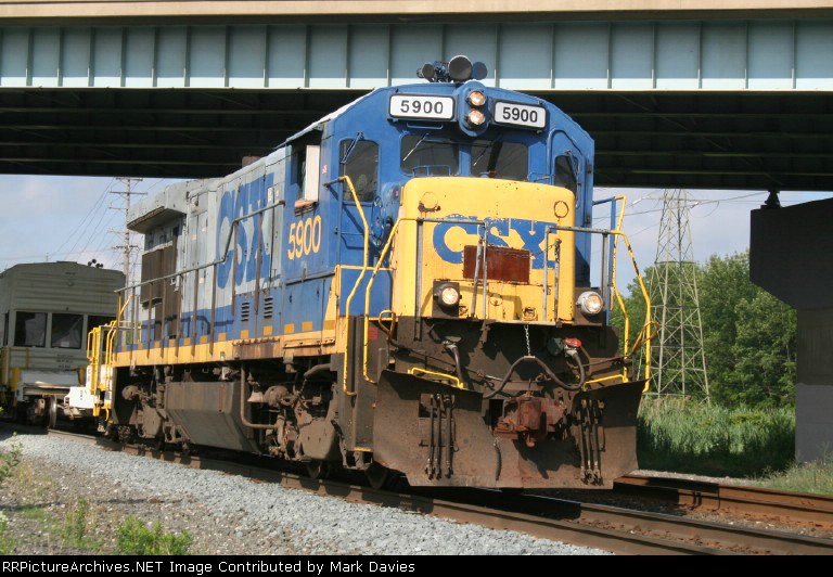 CSX 5900
